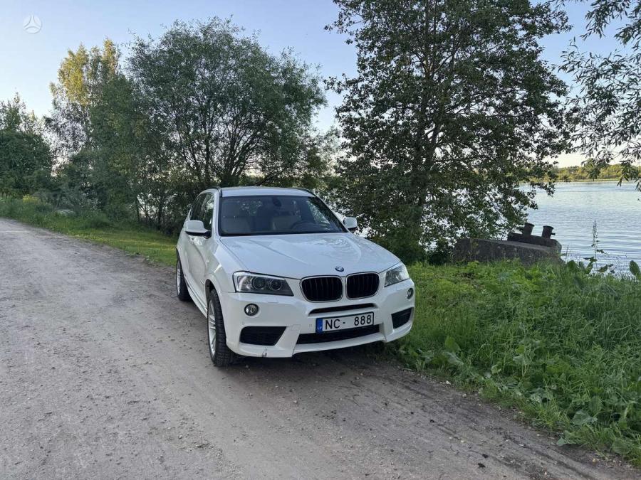 Balts BMW X3 2011 Rīga, ar dzinēja tilpumu 2.00 L un nobraukumu 285 tūkst. km par 9990 €, foto 1 vietnē AUTOMOTO.COM.LV