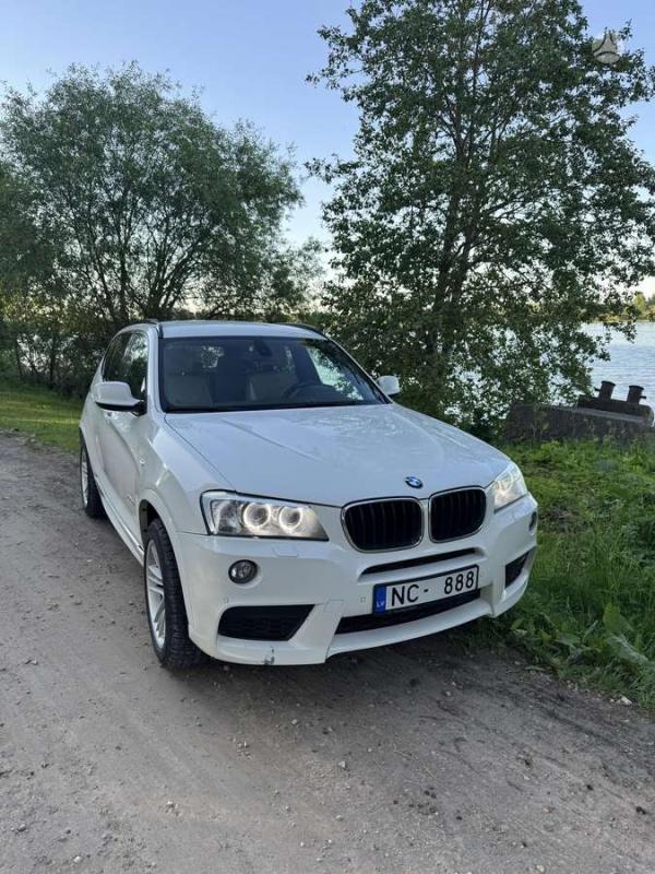 Balts BMW X3 2011 Rīga, ar dzinēja tilpumu 2.00 L un nobraukumu 285 tūkst. km par 9990 €, foto 5 vietnē AUTOMOTO.COM.LV