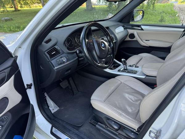 Balts BMW X3 2011 Rīga, ar dzinēja tilpumu 2.00 L un nobraukumu 285 tūkst. km par 9990 €, foto 6 vietnē AUTOMOTO.COM.LV