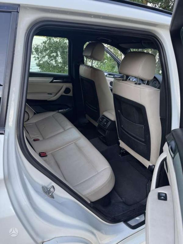 Balts BMW X3 2011 Rīga, ar dzinēja tilpumu 2.00 L un nobraukumu 285 tūkst. km par 9990 €, foto 9 vietnē AUTOMOTO.COM.LV