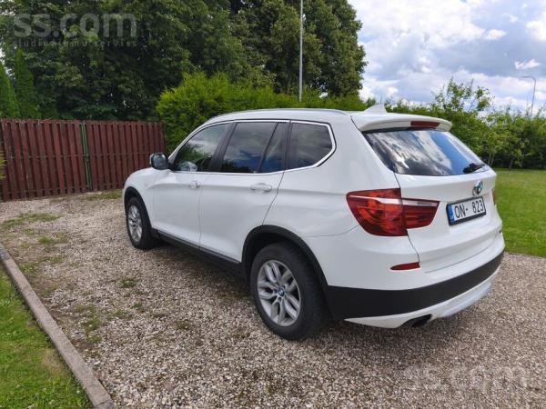 White BMW X3 2011 in Daugavpils, with an engine capacity of 2.00 L and mileage of 333 thousand km for 7000 €, photo 4 on AUTOMOTO.COM.LV
