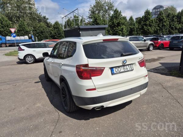 Balts BMW X3 2011 Rīga, ar dzinēja tilpumu 2.00 L un nobraukumu 202 tūkst. km par 10490 €, foto 8 vietnē AUTOMOTO.COM.LV
