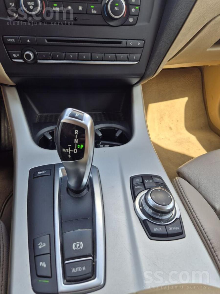 White BMW X3 2011 in Riga, with an engine capacity of 2.00 L and mileage of 202 thousand km for 10490 €, photo 18 on AUTOMOTO.COM.LV