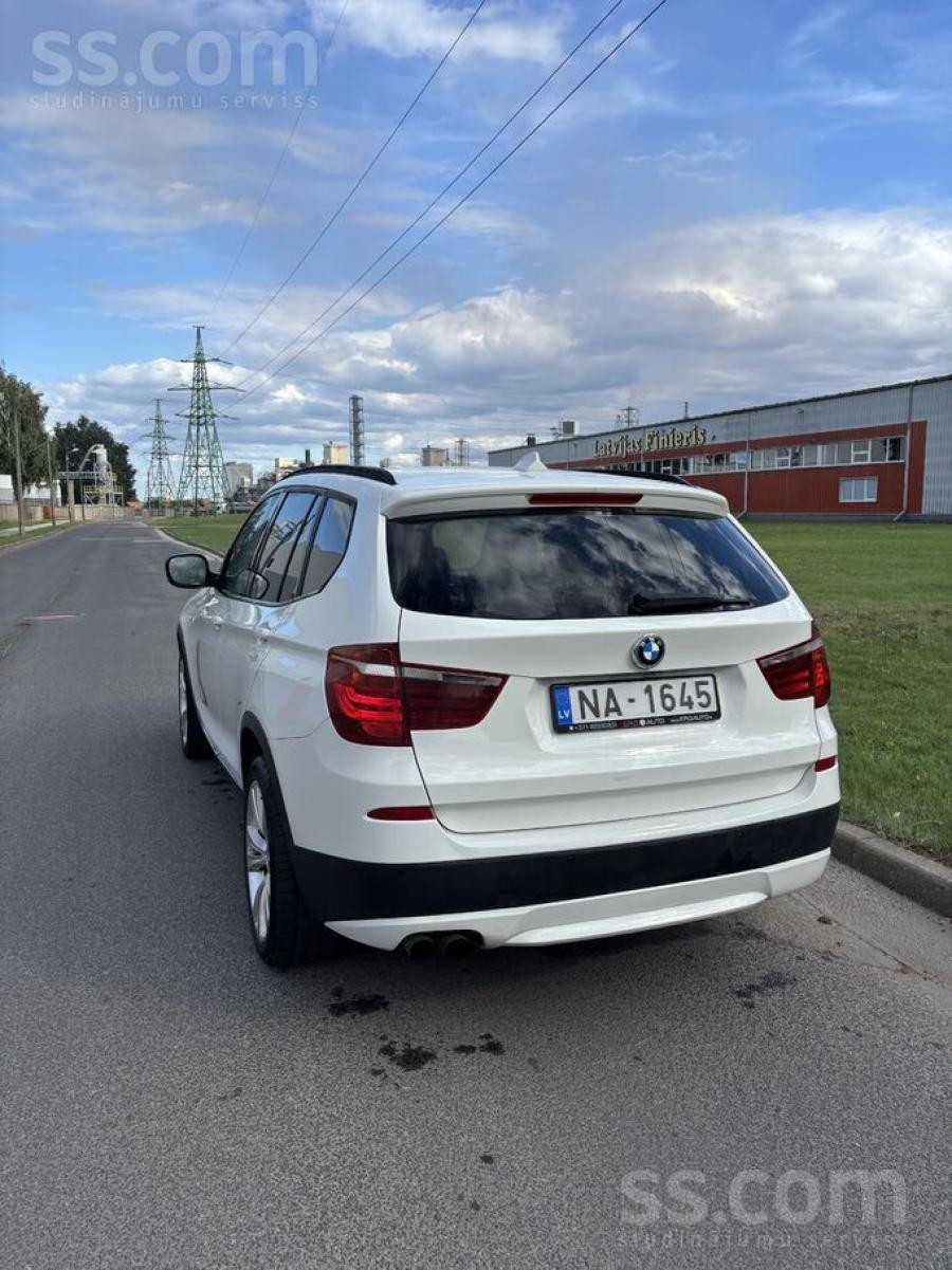White BMW X3 2011 in Riga, with an engine capacity of 3.00 L and mileage of 410 thousand km for 9450 €, photo 4 on AUTOMOTO.COM.LV