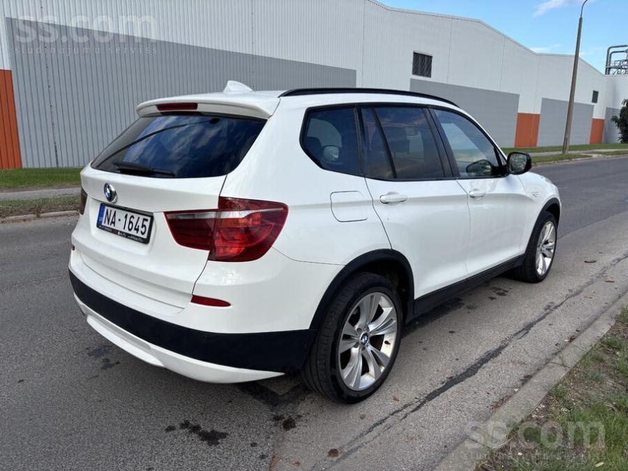 White BMW X3 2011 in Riga, with an engine capacity of 3.00 L and mileage of 410 thousand km for 9450 €, photo 5 on AUTOMOTO.COM.LV