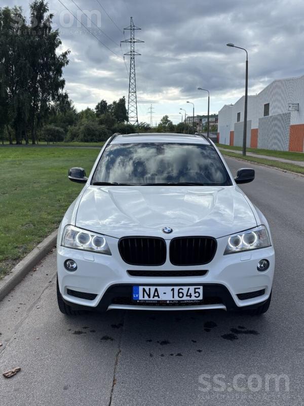 White BMW X3 2011 in Riga, with an engine capacity of 3.00 L and mileage of 410 thousand km for 9450 €, photo 1 on AUTOMOTO.COM.LV