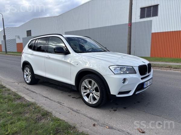 White BMW X3 2011 in Riga, with an engine capacity of 3.00 L and mileage of 410 thousand km for 9450 €, photo 6 on AUTOMOTO.COM.LV