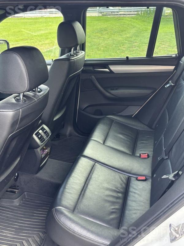 White BMW X3 2011 in Riga, with an engine capacity of 3.00 L and mileage of 410 thousand km for 9450 €, photo 9 on AUTOMOTO.COM.LV