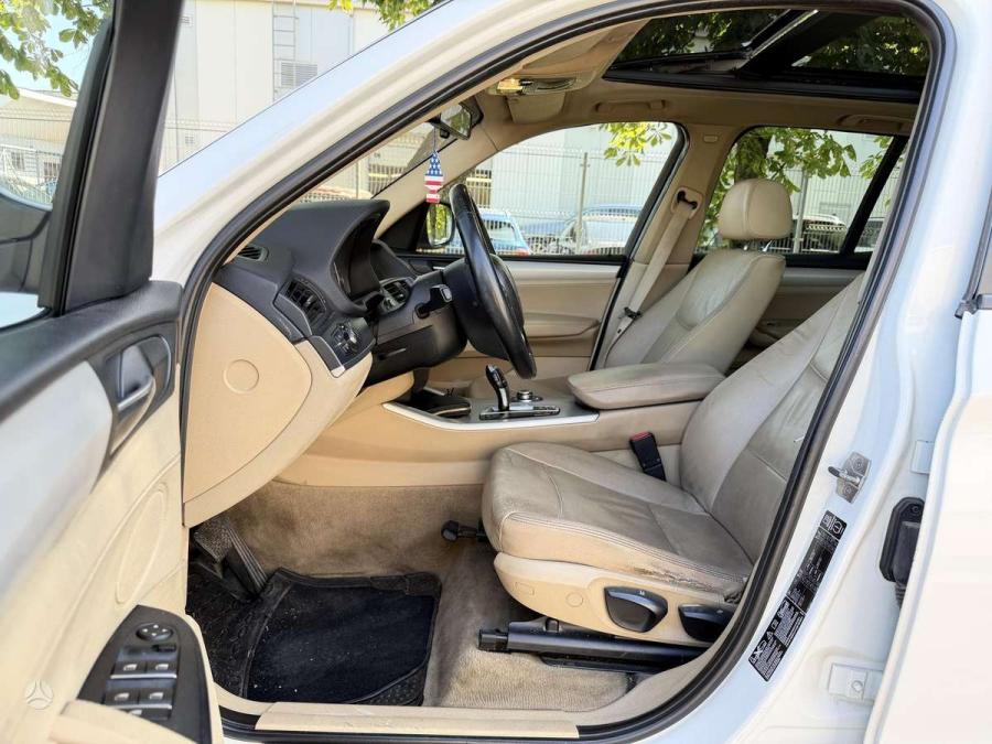 White BMW X3 2011 in Kaunas, with an engine capacity of 2.00 L and mileage of 375 thousand km for 7500 €, photo 11 on AUTOMOTO.COM.LV