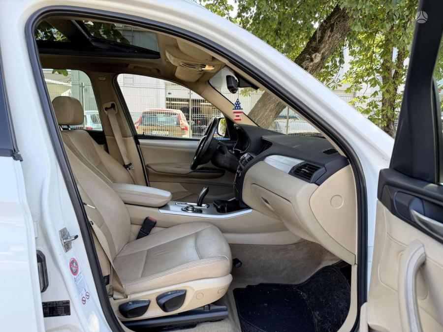 White BMW X3 2011 in Kaunas, with an engine capacity of 2.00 L and mileage of 375 thousand km for 7500 €, photo 12 on AUTOMOTO.COM.LV