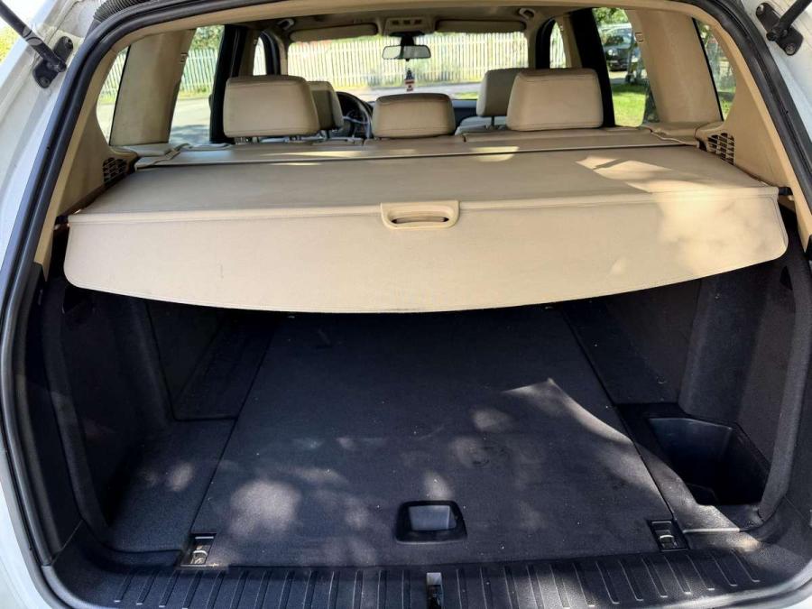 White BMW X3 2011 in Kaunas, with an engine capacity of 2.00 L and mileage of 375 thousand km for 7500 €, photo 15 on AUTOMOTO.COM.LV
