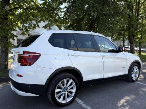 White BMW X3 2011 in Kaunas, with an engine capacity of 2.00 L and mileage of 375 thousand km for 7500 €, photo 19 on AUTOMOTO.COM.LV