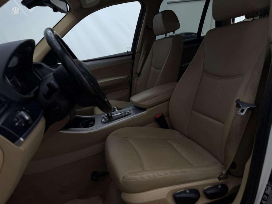White BMW X3 2011 in Vilnius, with an engine capacity of 2.99 L and mileage of 248 thousand km for 8999 €, photo 11 on AUTOMOTO.COM.LV
