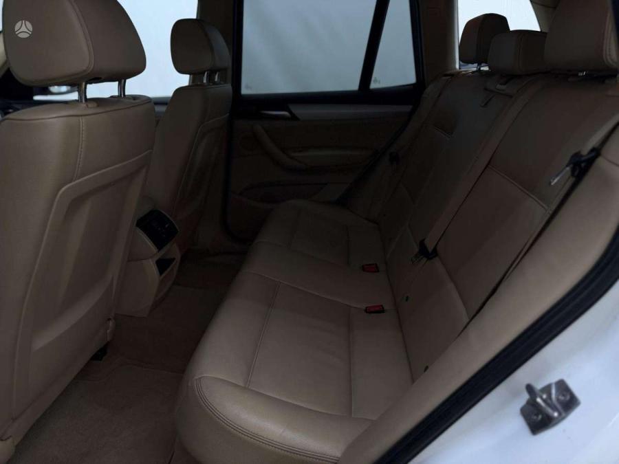 White BMW X3 2011 in Vilnius, with an engine capacity of 2.99 L and mileage of 248 thousand km for 8999 €, photo 12 on AUTOMOTO.COM.LV