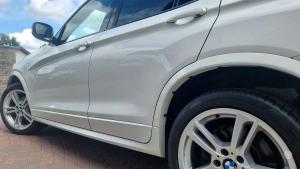 Balts BMW X3 2011 Jonava, ar dzinēja tilpumu 2.00 L un nobraukumu 226 tūkst. km par 8600 €, foto 23 vietnē AUTOMOTO.COM.LV