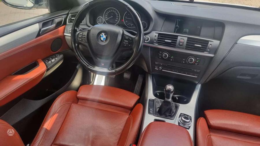 Balts BMW X3 2011 Jonava, ar dzinēja tilpumu 2.00 L un nobraukumu 226 tūkst. km par 8600 €, foto 33 vietnē AUTOMOTO.COM.LV