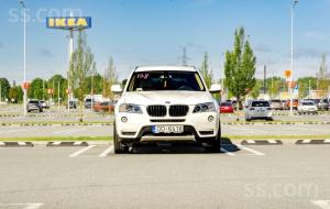 White BMW X3 2011 in Riga, with an engine capacity of 2.00 L and mileage of 202 thousand km for 10490 €, photo 4 on AUTOMOTO.COM.LV
