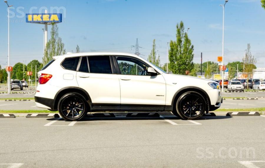 White BMW X3 2011 in Riga, with an engine capacity of 2.00 L and mileage of 202 thousand km for 10490 €, photo 10 on AUTOMOTO.COM.LV