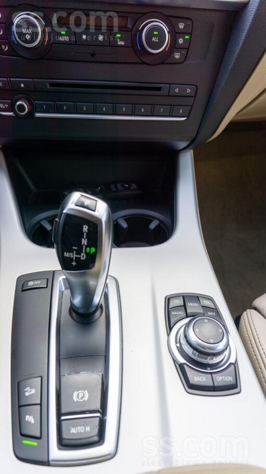 White BMW X3 2011 in Riga, with an engine capacity of 2.00 L and mileage of 202 thousand km for 10490 €, photo 16 on AUTOMOTO.COM.LV