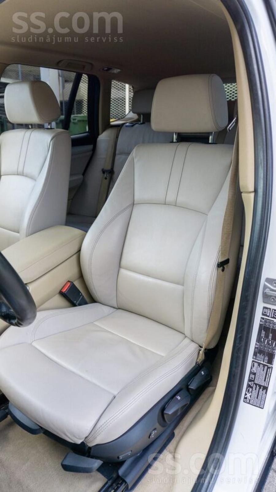White BMW X3 2011 in Riga, with an engine capacity of 2.00 L and mileage of 202 thousand km for 10490 €, photo 27 on AUTOMOTO.COM.LV