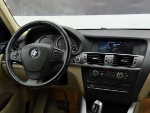 White BMW X3 2011 in Vilnius, with an engine capacity of 2.99 L and mileage of 248 thousand km for 8999 €, photo 17 on AUTOMOTO.COM.LV