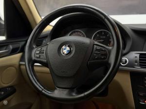 White BMW X3 2011 in Vilnius, with an engine capacity of 2.99 L and mileage of 248 thousand km for 8999 €, photo 18 on AUTOMOTO.COM.LV