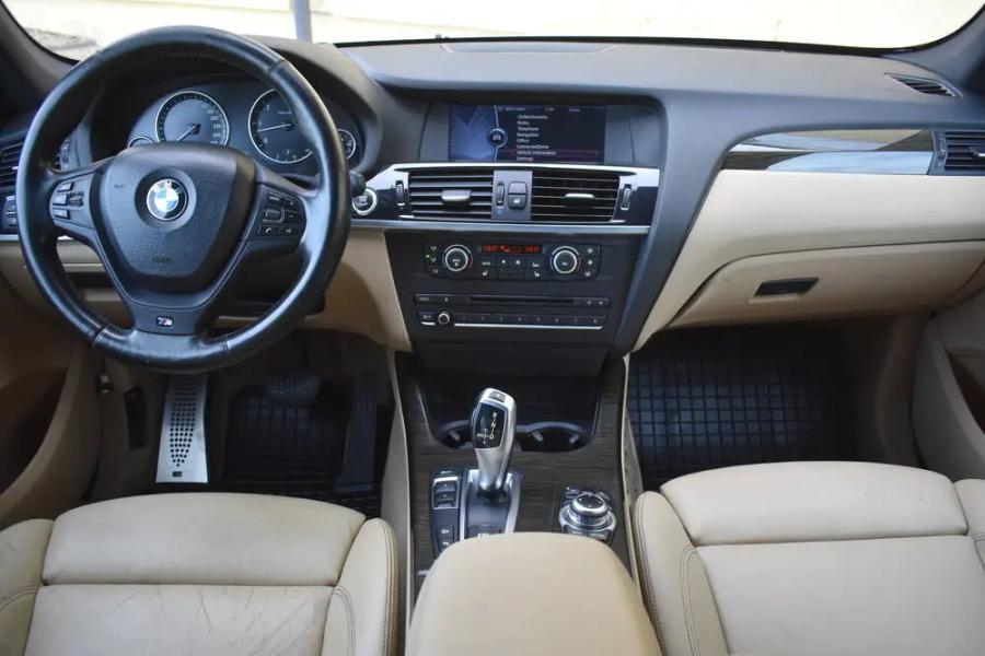 White BMW X3 2011 in Talsi, with an engine capacity of 3.00 L and mileage of 234 thousand km for 11500 €, photo 8 on AUTOMOTO.COM.LV