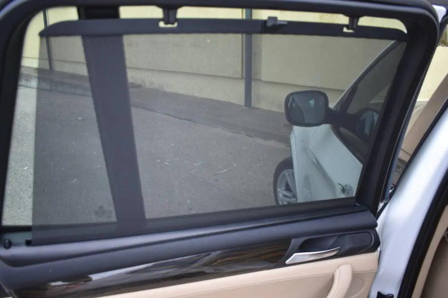 White BMW X3 2011 in Talsi, with an engine capacity of 3.00 L and mileage of 234 thousand km for 11500 €, photo 14 on AUTOMOTO.COM.LV
