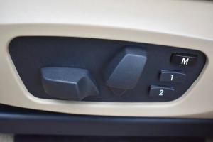 White BMW X3 2011 in Talsi, with an engine capacity of 3.00 L and mileage of 234 thousand km for 11500 €, photo 18 on AUTOMOTO.COM.LV