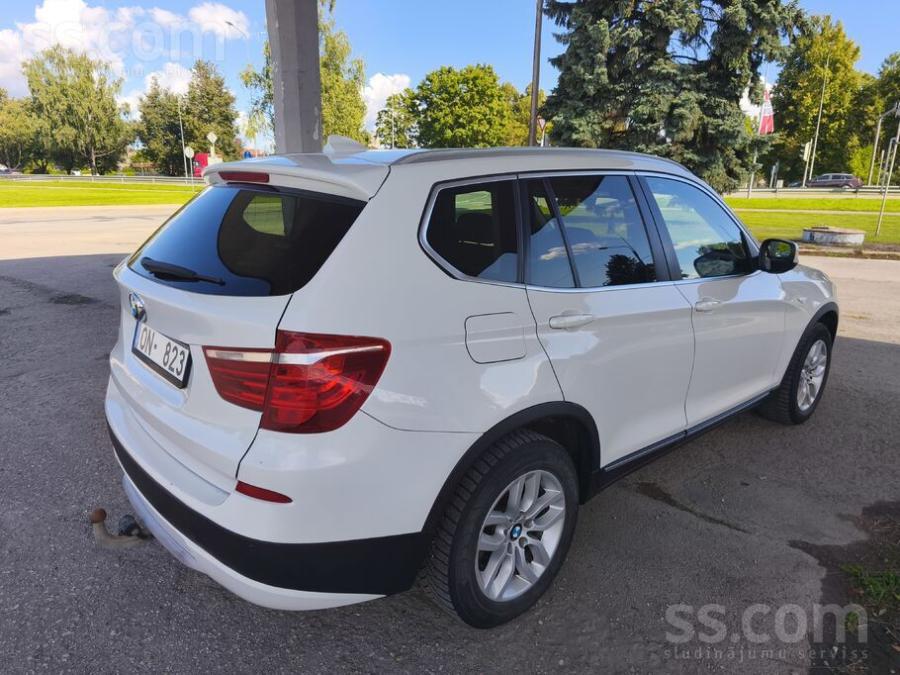 Balts BMW X3 2011 Ogre, ar dzinēja tilpumu 2.00 L un nobraukumu 335 tūkst. km par 7100 €, foto 6 vietnē AUTOMOTO.COM.LV