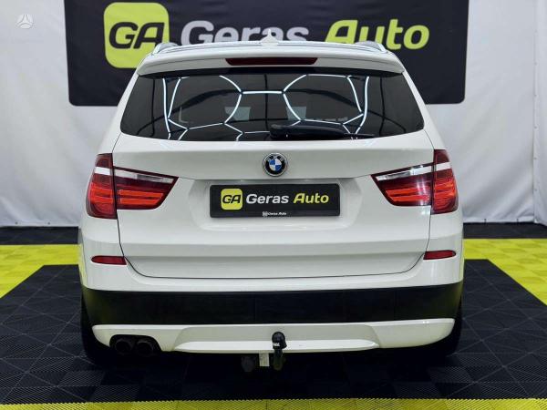 White BMW X3 2011 in Vilnius, with an engine capacity of 2.99 L and mileage of 248 thousand km for 8990 €, photo 6 on AUTOMOTO.COM.LV