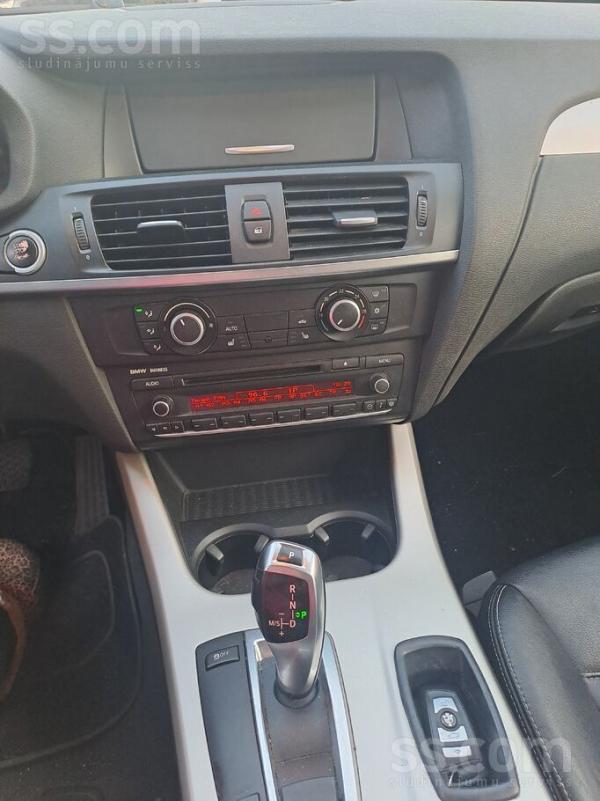 Balts BMW X3 2011 Liepāja, ar dzinēja tilpumu 2.00 L un nobraukumu 238 tūkst. km par 7999 €, foto 8 vietnē AUTOMOTO.COM.LV