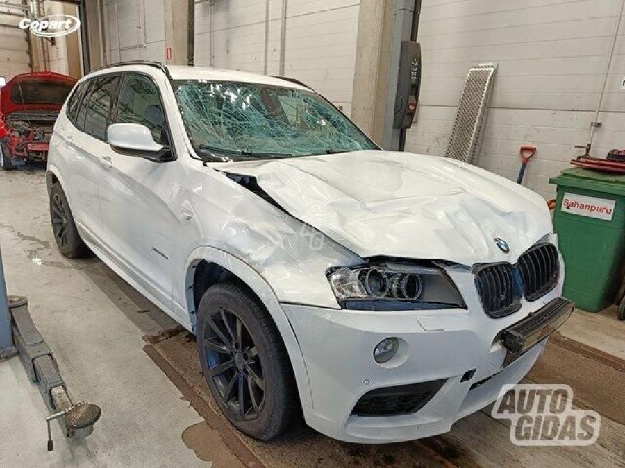 White BMW X3 2011 in Kaunas, with an engine capacity of 3.00 L and mileage of 268 thousand km for 5500 €, photo 3 on AUTOMOTO.COM.LV