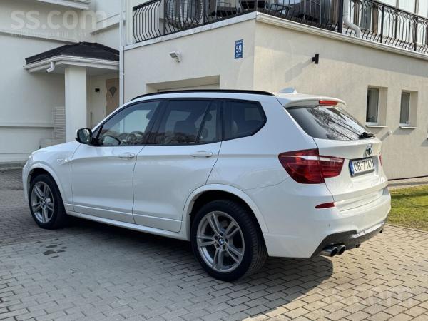 White BMW X3 2012 in Riga, with an engine capacity of 3.00 L and mileage of 279 thousand km for 13400 €, photo 9 on AUTOMOTO.COM.LV