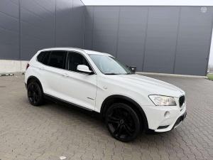 White BMW X3 2012 in Siauliai, with an engine capacity of 2.00 L and mileage of 208 thousand km for 7200 €, photo 3 on AUTOMOTO.COM.LV