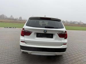 White BMW X3 2012 in Siauliai, with an engine capacity of 2.00 L and mileage of 208 thousand km for 7200 €, photo 4 on AUTOMOTO.COM.LV