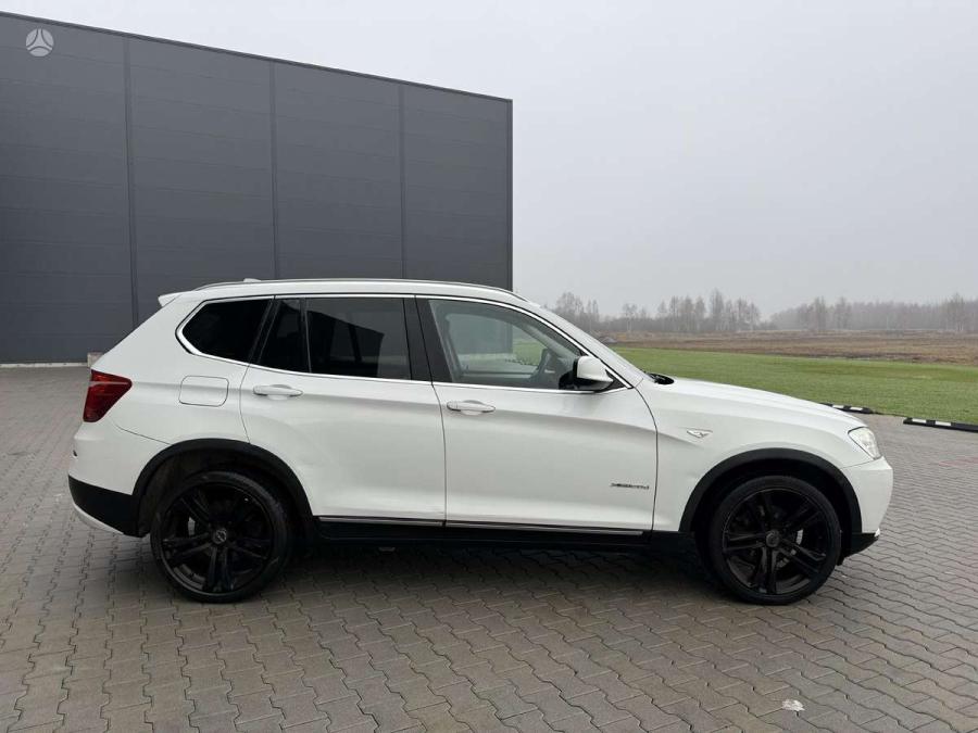 White BMW X3 2012 in Siauliai, with an engine capacity of 2.00 L and mileage of 208 thousand km for 7200 €, photo 6 on AUTOMOTO.COM.LV
