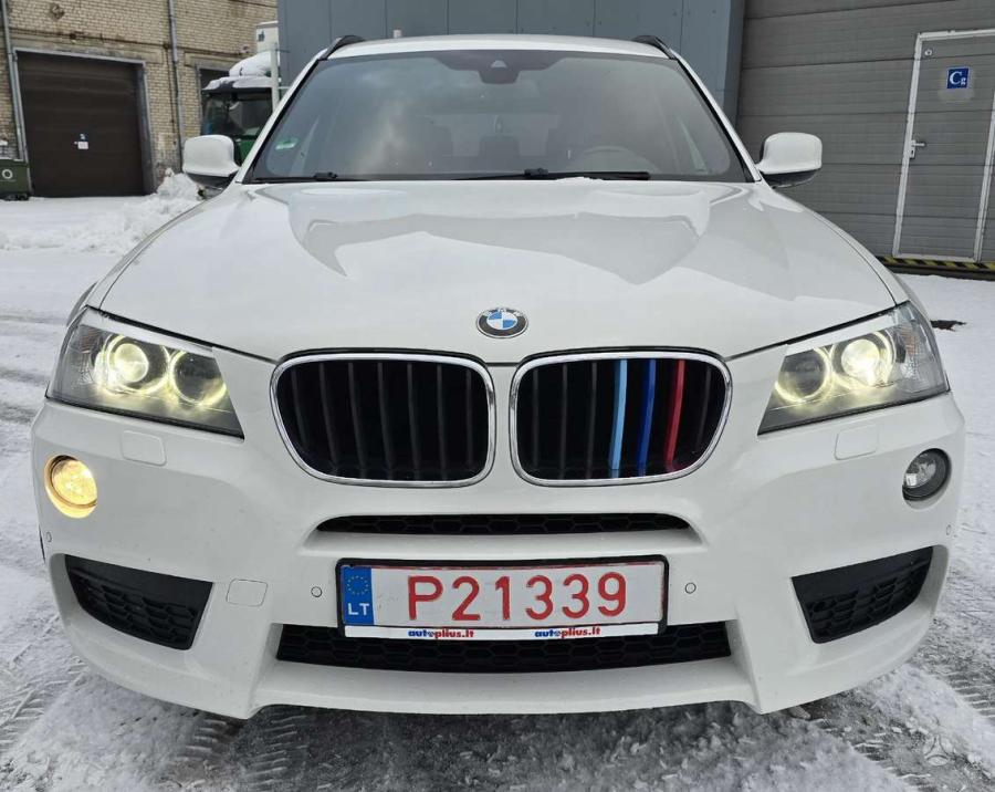 White BMW X3 2012 in Kaunas, with an engine capacity of 2.00 L and mileage of 273 thousand km for 9690 €, photo 2 on AUTOMOTO.COM.LV