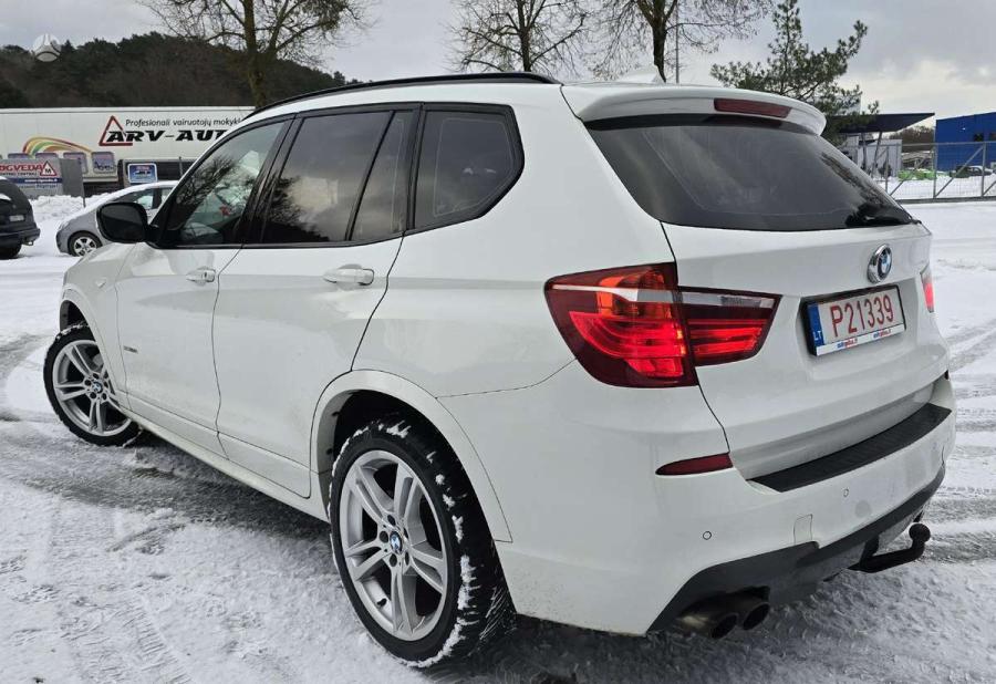 White BMW X3 2012 in Kaunas, with an engine capacity of 2.00 L and mileage of 273 thousand km for 9690 €, photo 5 on AUTOMOTO.COM.LV