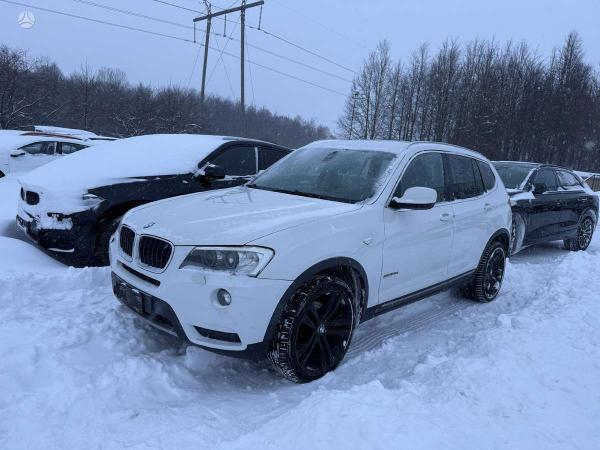White BMW X3 2012 in Siauliai, with an engine capacity of 2.00 L and mileage of 208 thousand km for 7200 €, photo 1 on AUTOMOTO.COM.LV