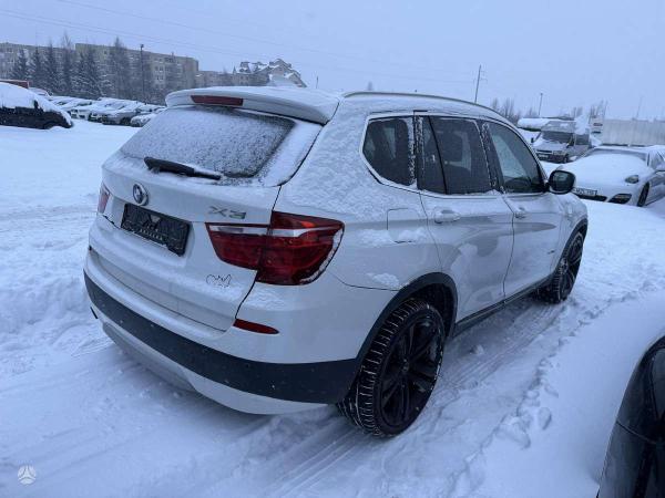 White BMW X3 2012 in Siauliai, with an engine capacity of 2.00 L and mileage of 208 thousand km for 7200 €, photo 7 on AUTOMOTO.COM.LV