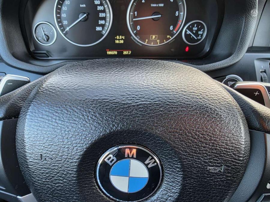 Balts BMW X3 2012 Telšiai, ar dzinēja tilpumu 2.99 L un nobraukumu 199 tūkst. km par 9999 €, foto 26 vietnē AUTOMOTO.COM.LV