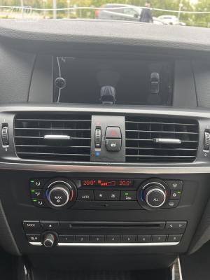 White BMW X3 2012 in Kaunas, with an engine capacity of 2.00 L and mileage of 341 thousand km for 7999 €, photo 26 on AUTOMOTO.COM.LV
