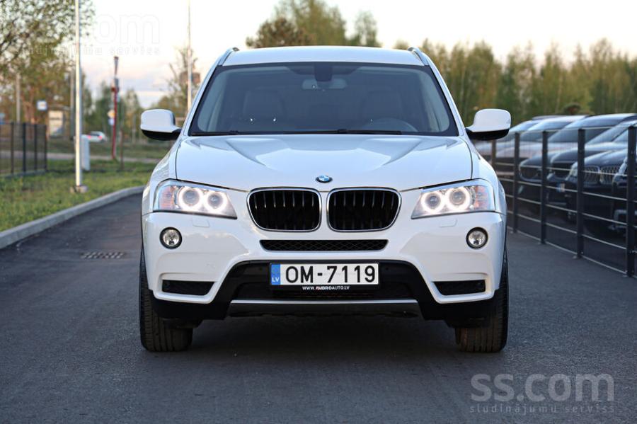 White BMW X3 2012 in Jelgava, with an engine capacity of 2.00 L and mileage of 0 thousand km for 10350 €, photo 3 on AUTOMOTO.COM.LV