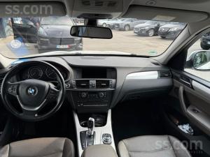 White BMW X3 2012 in Cesis, with an engine capacity of 2.00 L and mileage of 225 thousand km for 12000 €, photo 5 on AUTOMOTO.COM.LV