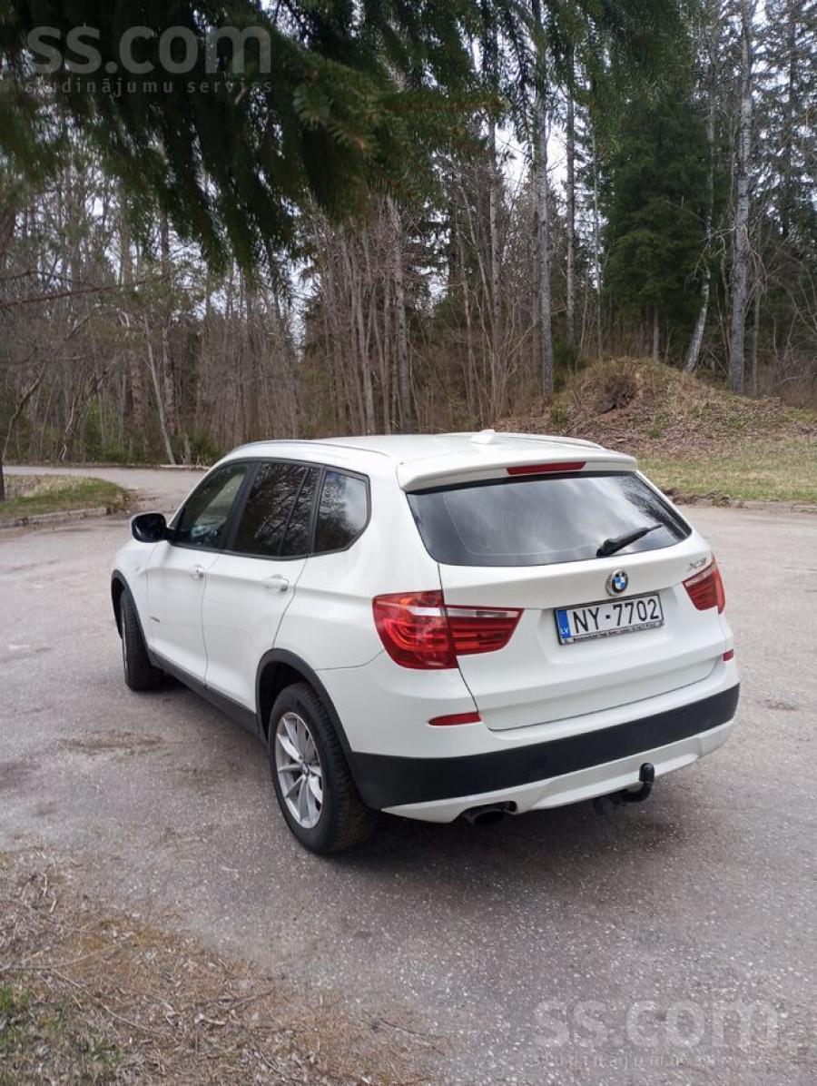 White BMW X3 2012 in Riga, with an engine capacity of 2.00 L and mileage of 0 thousand km for 8300 €, photo 5 on AUTOMOTO.COM.LV