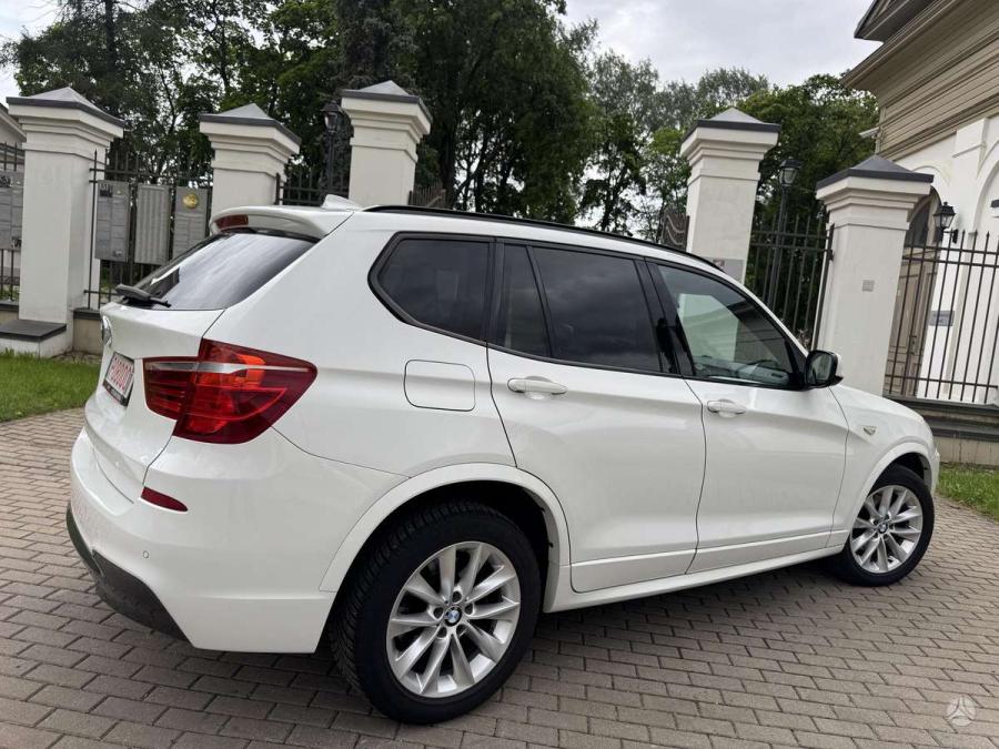 White BMW X3 2012 in Vilnius, with an engine capacity of 2.99 L and mileage of 295 thousand km for 10555 €, photo 5 on AUTOMOTO.COM.LV