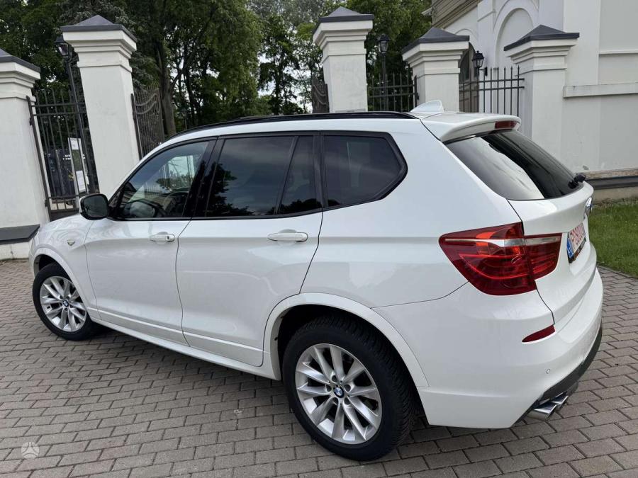 White BMW X3 2012 in Vilnius, with an engine capacity of 2.99 L and mileage of 295 thousand km for 10555 €, photo 15 on AUTOMOTO.COM.LV