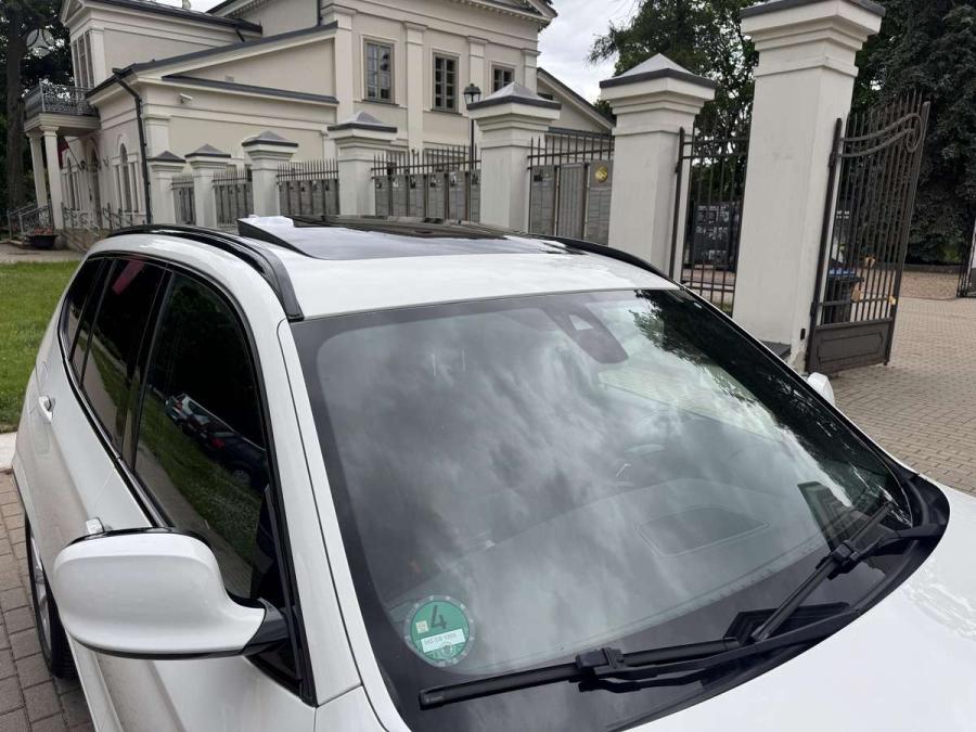 White BMW X3 2012 in Vilnius, with an engine capacity of 2.99 L and mileage of 295 thousand km for 10555 €, photo 26 on AUTOMOTO.COM.LV