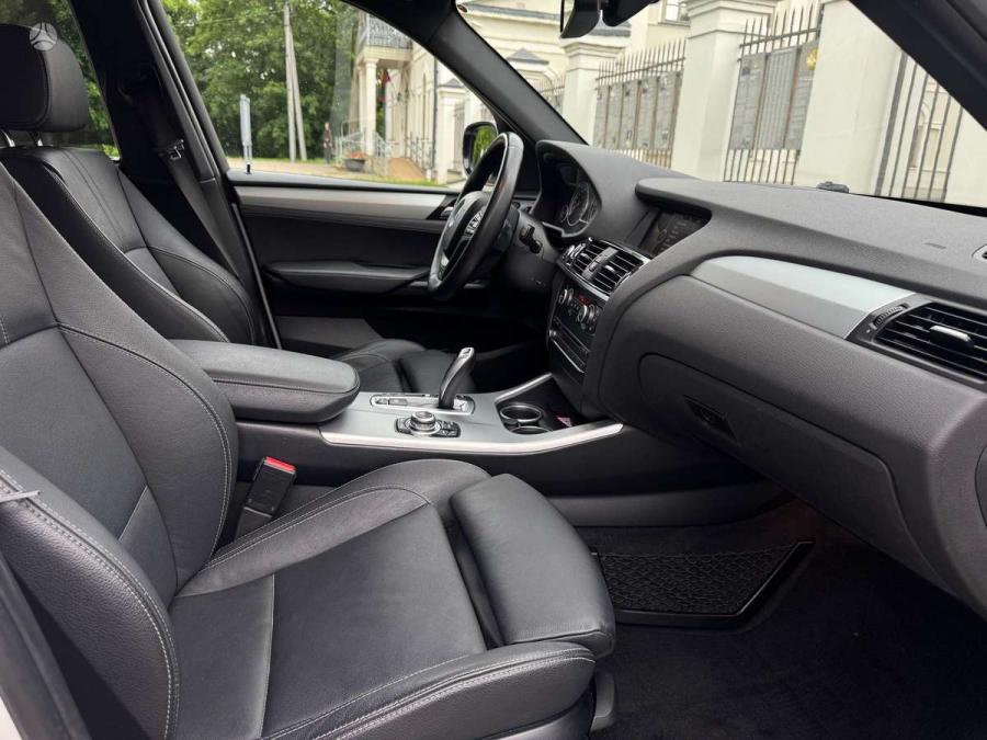 White BMW X3 2012 in Vilnius, with an engine capacity of 2.99 L and mileage of 295 thousand km for 10555 €, photo 29 on AUTOMOTO.COM.LV